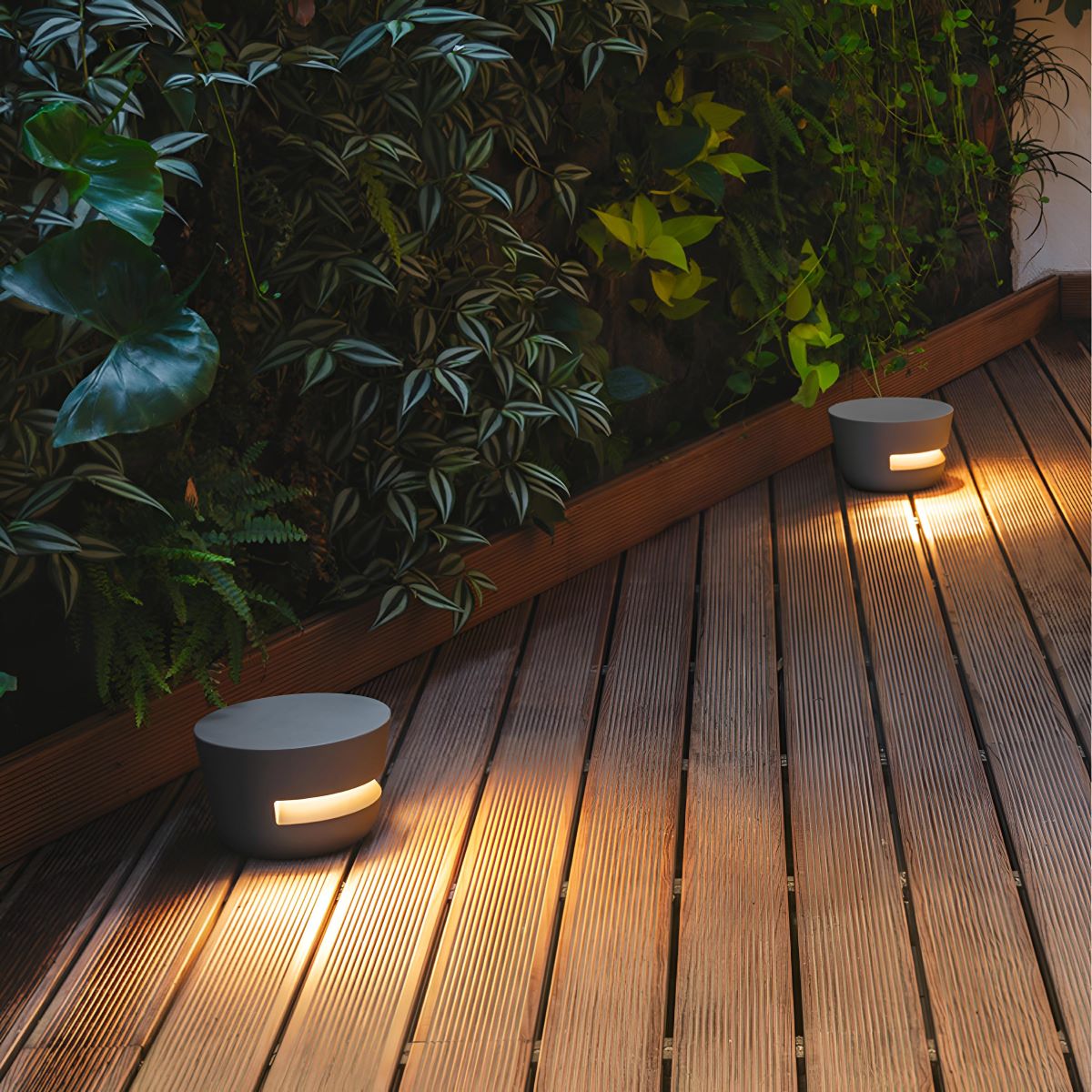 Solar Waterproof Round LED Outdoor Landscape Lighting – Flyachilles